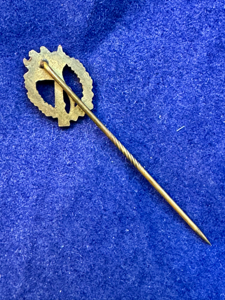 World War Relics Catalog